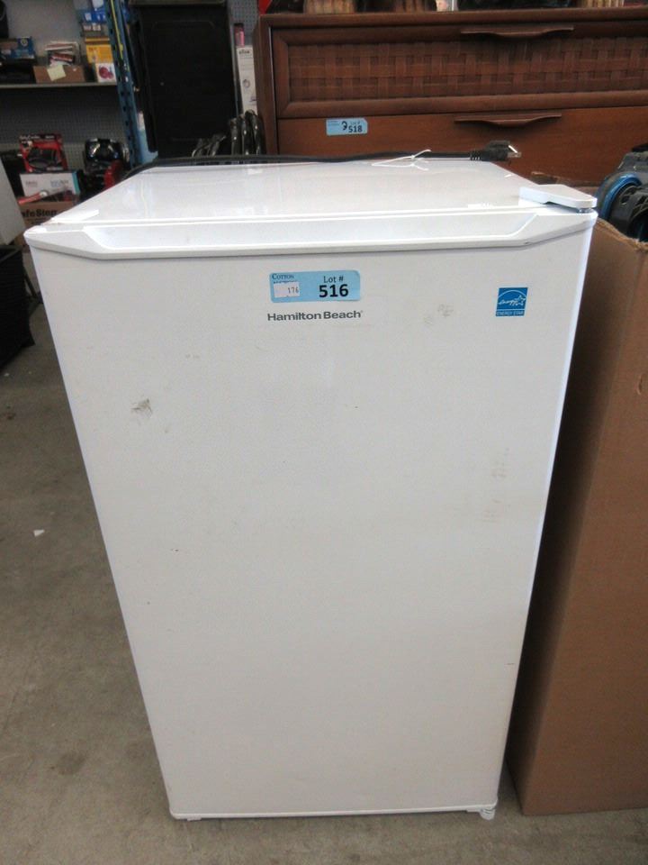 Hamilton Beach Bar Fridge - Store Return