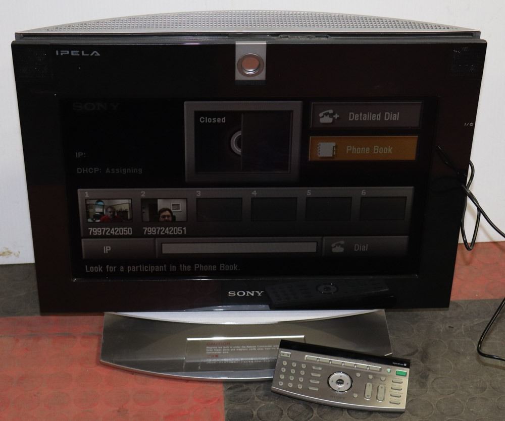 SONY VIDEO CONFERENCE MONITOR WITH REMOTE