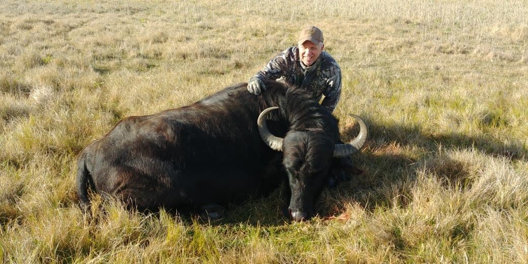 Caza Y Safaris Argentina 5 Day Water Buffalo Hunt For 1 Hunter In Buenos Aires