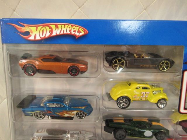 Hot Wheels 10-Car Set