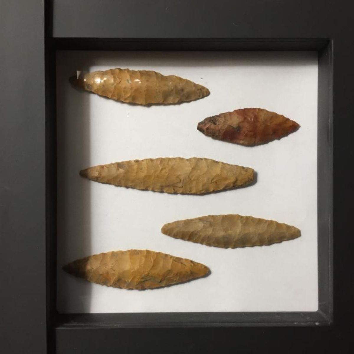 Stone Age Arrowhead Points, Artifacts