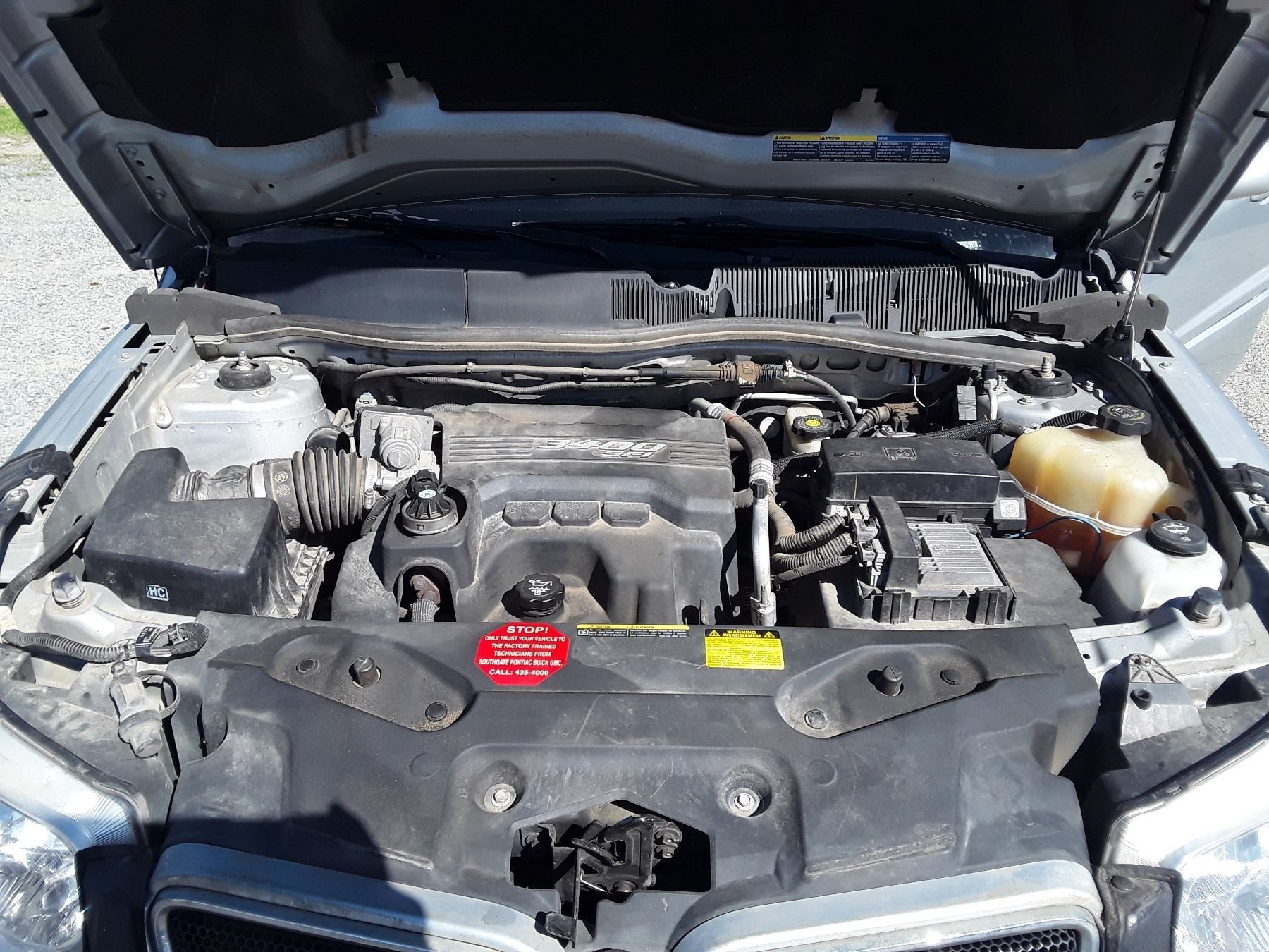 F6 -- 2006 PONTIAC TORRENT , Grey , 171481 KM's