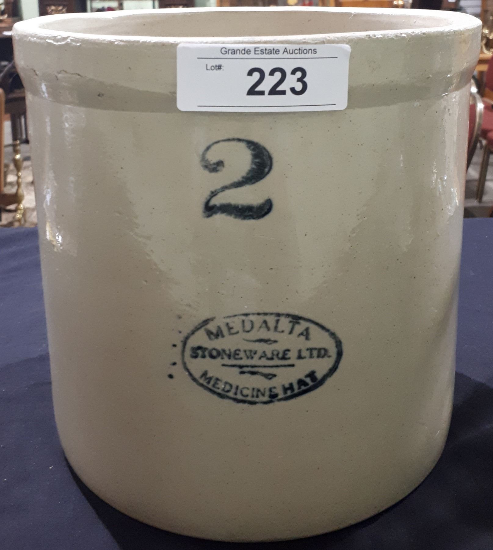 ANTIQUE MEDALTA 2 GALLON CROCK