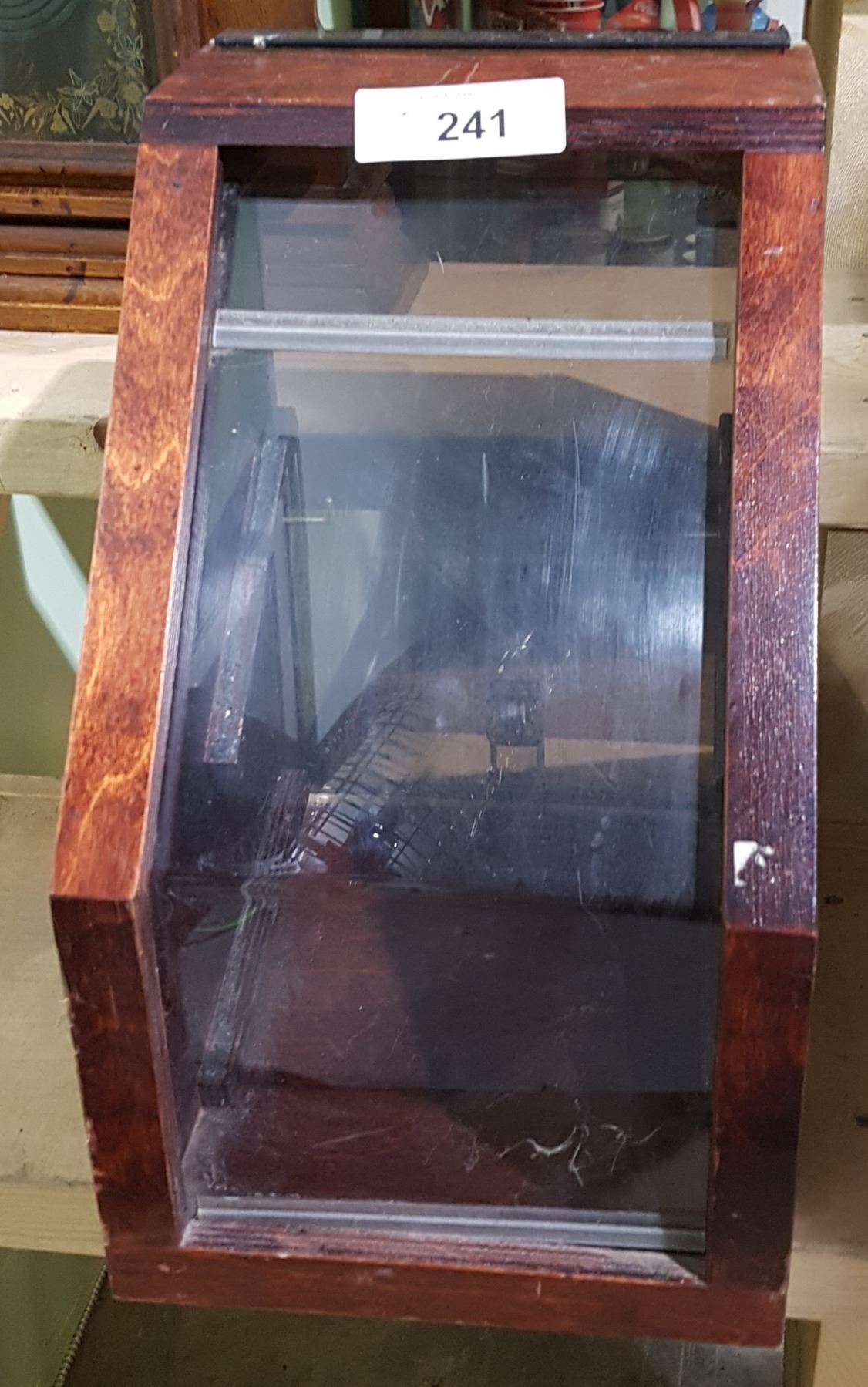 WOOD COUNTER TOP DISPLAY BOX