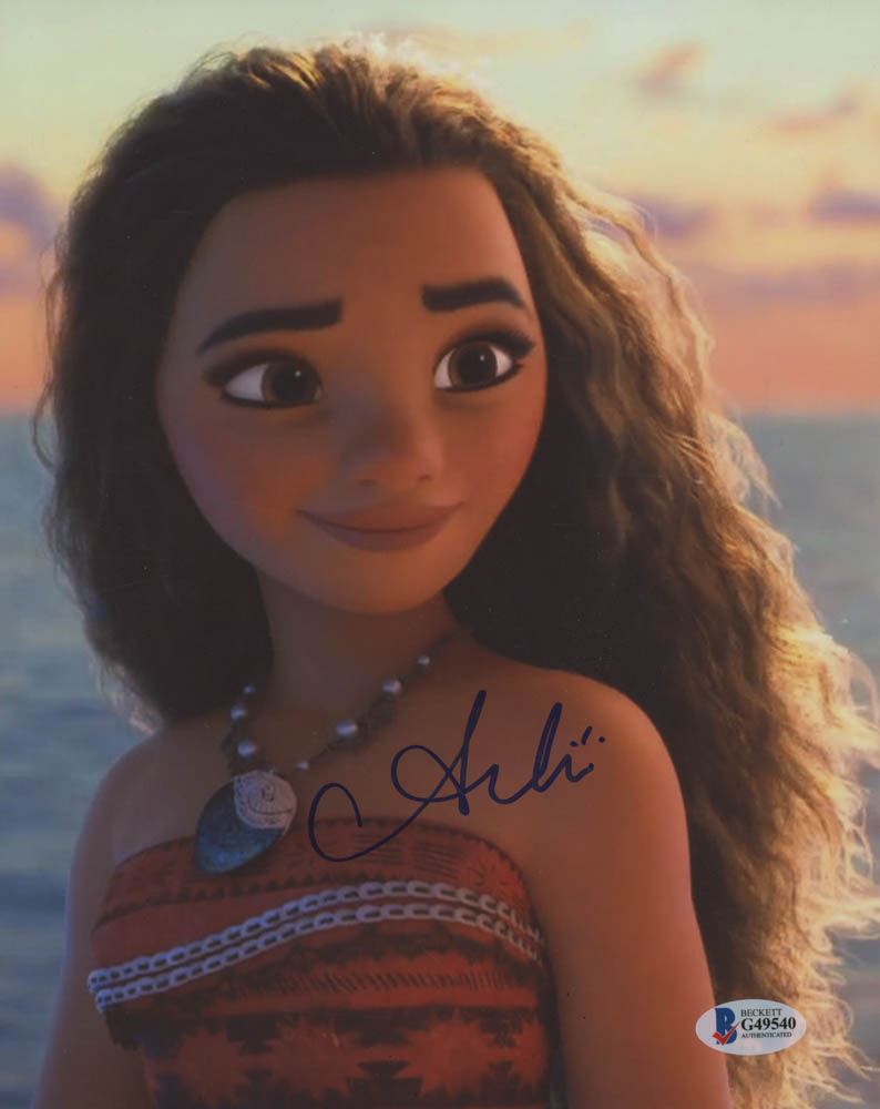 Auli'i Cravalho Signed "Moana" 8x10 Photo (Beckett COA)