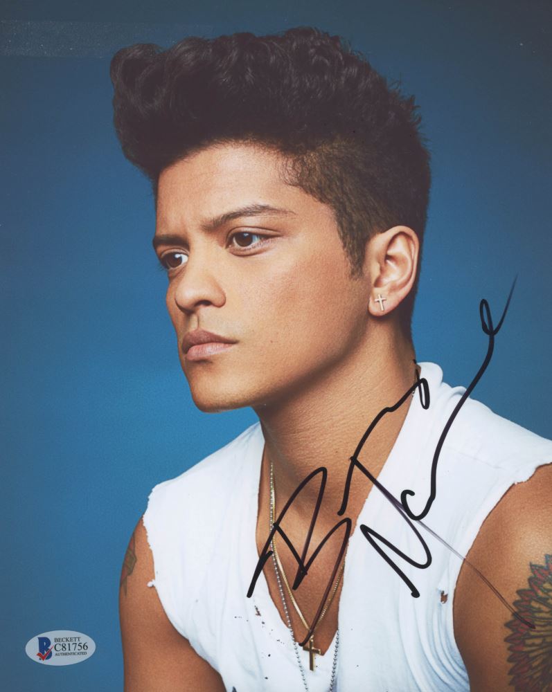 Bruno Mars Signed 8x10 Photo (Beckett COA)