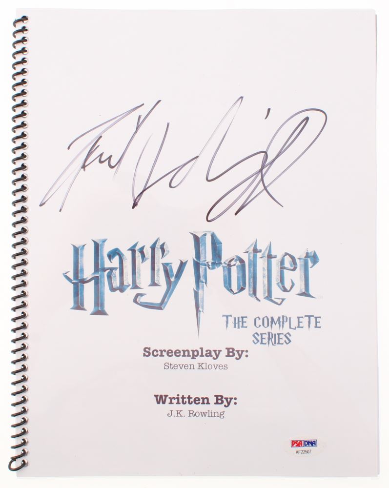 Daniel Radcliffe Signed "Harry Potter: The Complete Series" Script (PSA ...