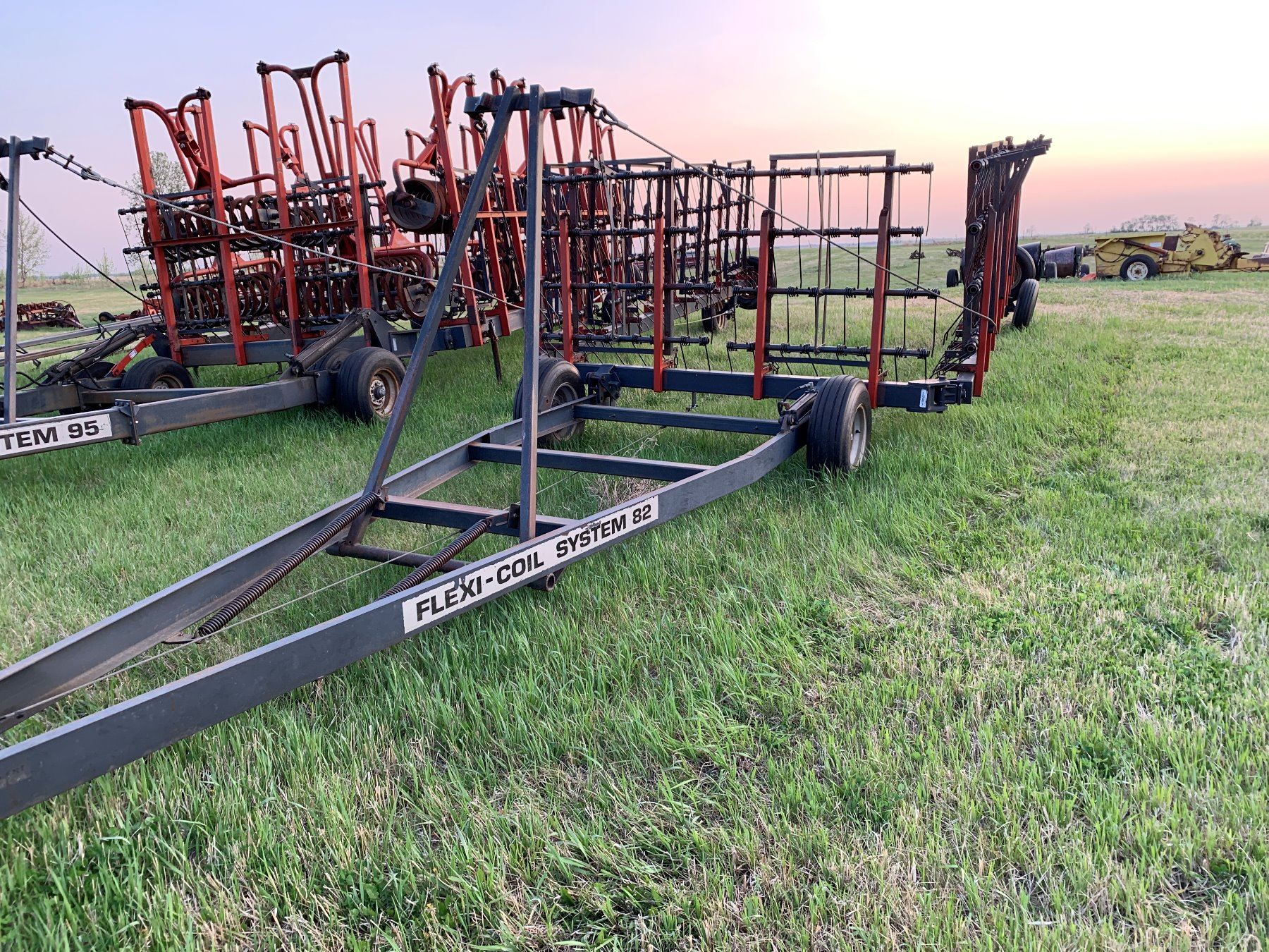 Flexi-coil 82 - 50 ft harrows