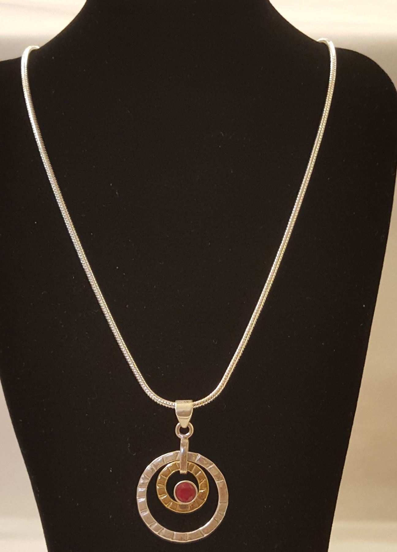 OUTSTANDING 1 CT RUBY PENDANT