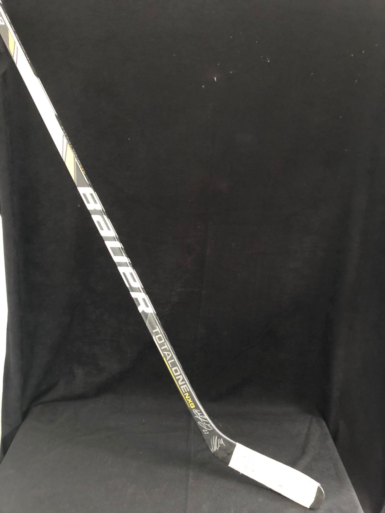 NICKLAS BACKSTROM & KARL ALZNER SIGNED BAUER HOCKEY STICK (ALZNER GAME ...