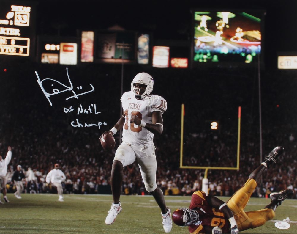 Vince Young Signed Texas Longhorns 16x20 Photo Inscribed "05 Nat'l ...