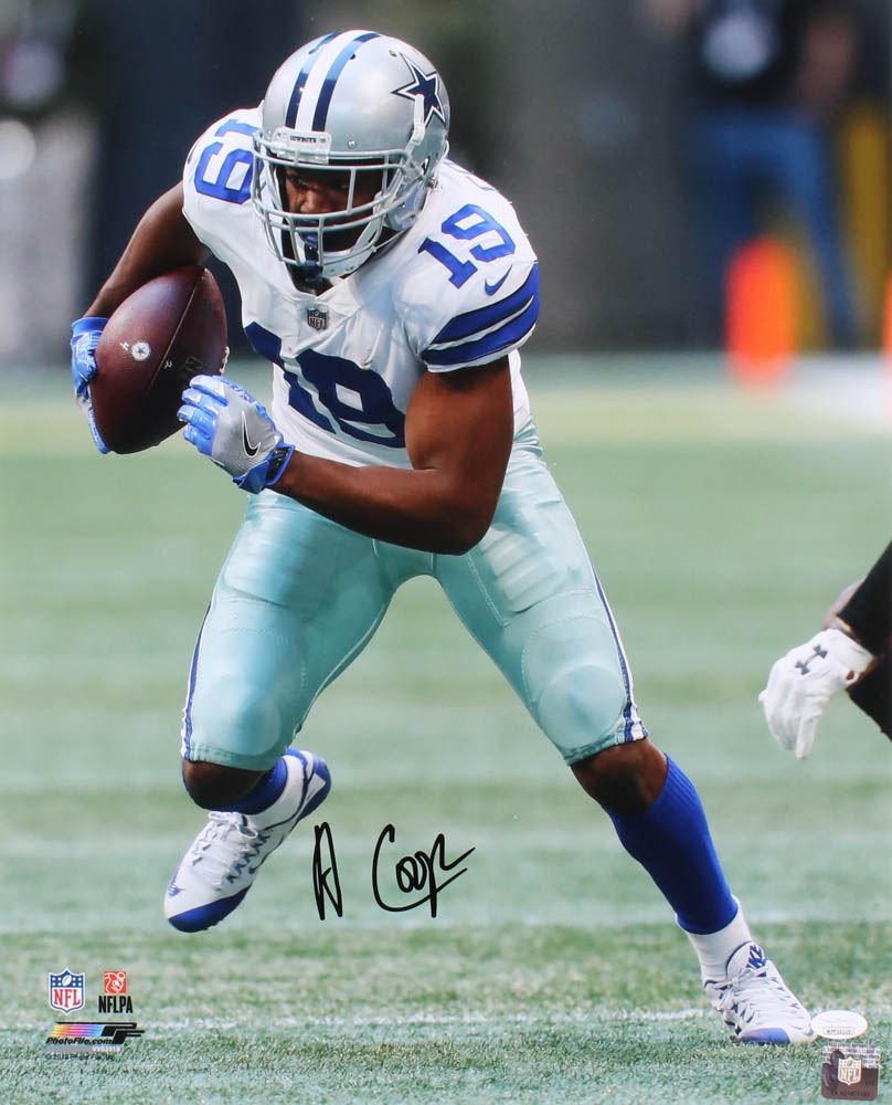 Amari Cooper Signed Dallas Cowboys 16x20 Photo (JSA COA)
