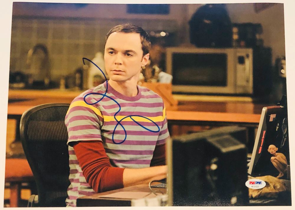 Jim Parsons Signed "The Big Bang Theory" 11x14 Photo (PSA COA)
