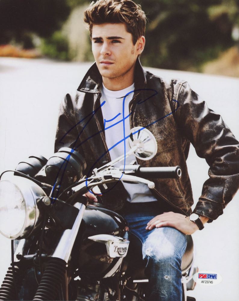 Zac Efron Signed 8x10 Photo (PSA COA)