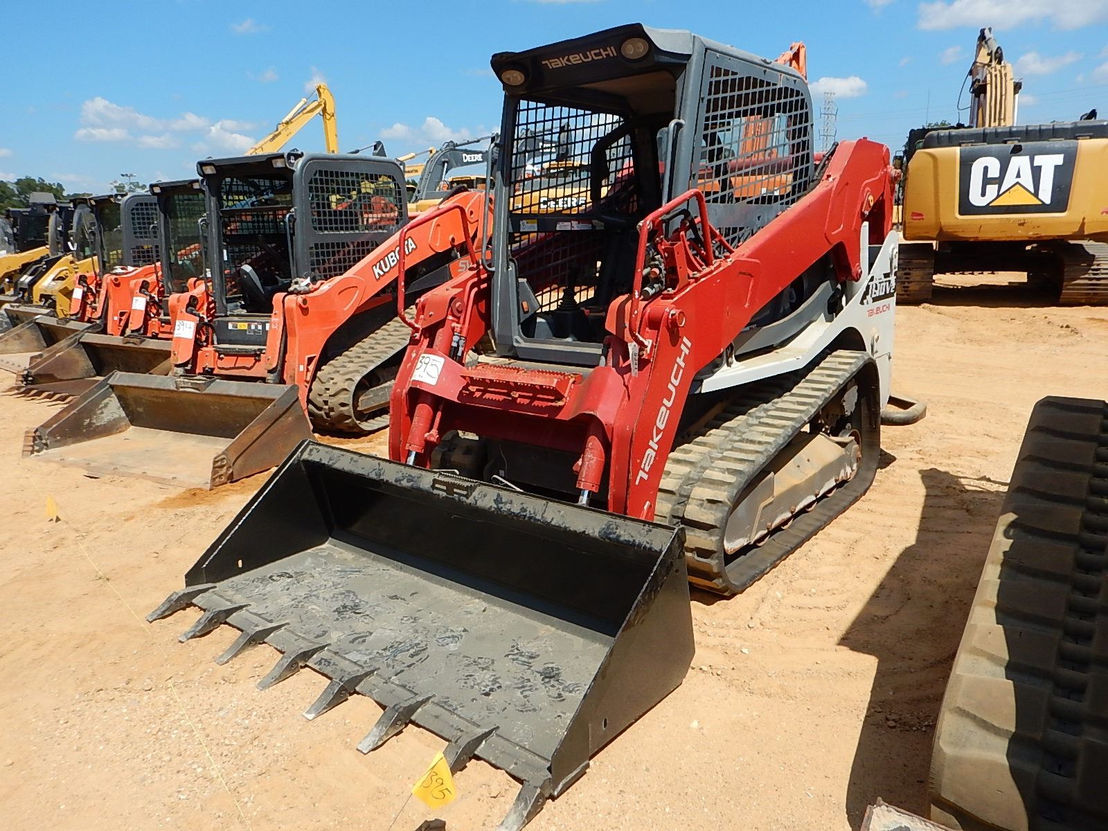 2016 TAKEUCHI TL10V2 SKID STEER LOADER VIN SN 410000029 CRAWLER 2016-takeuchi-tl10v2-skid-steer-loader-vin-sn-410000029-crawler