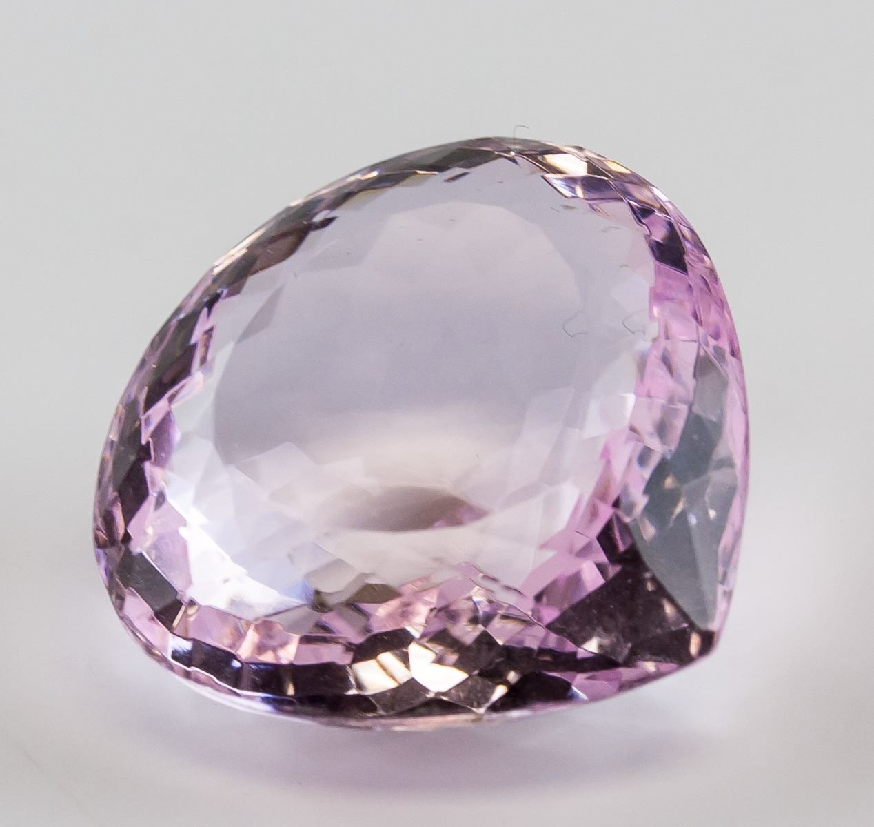 67.65 ct Natural Amethyst Gemstone Certificate