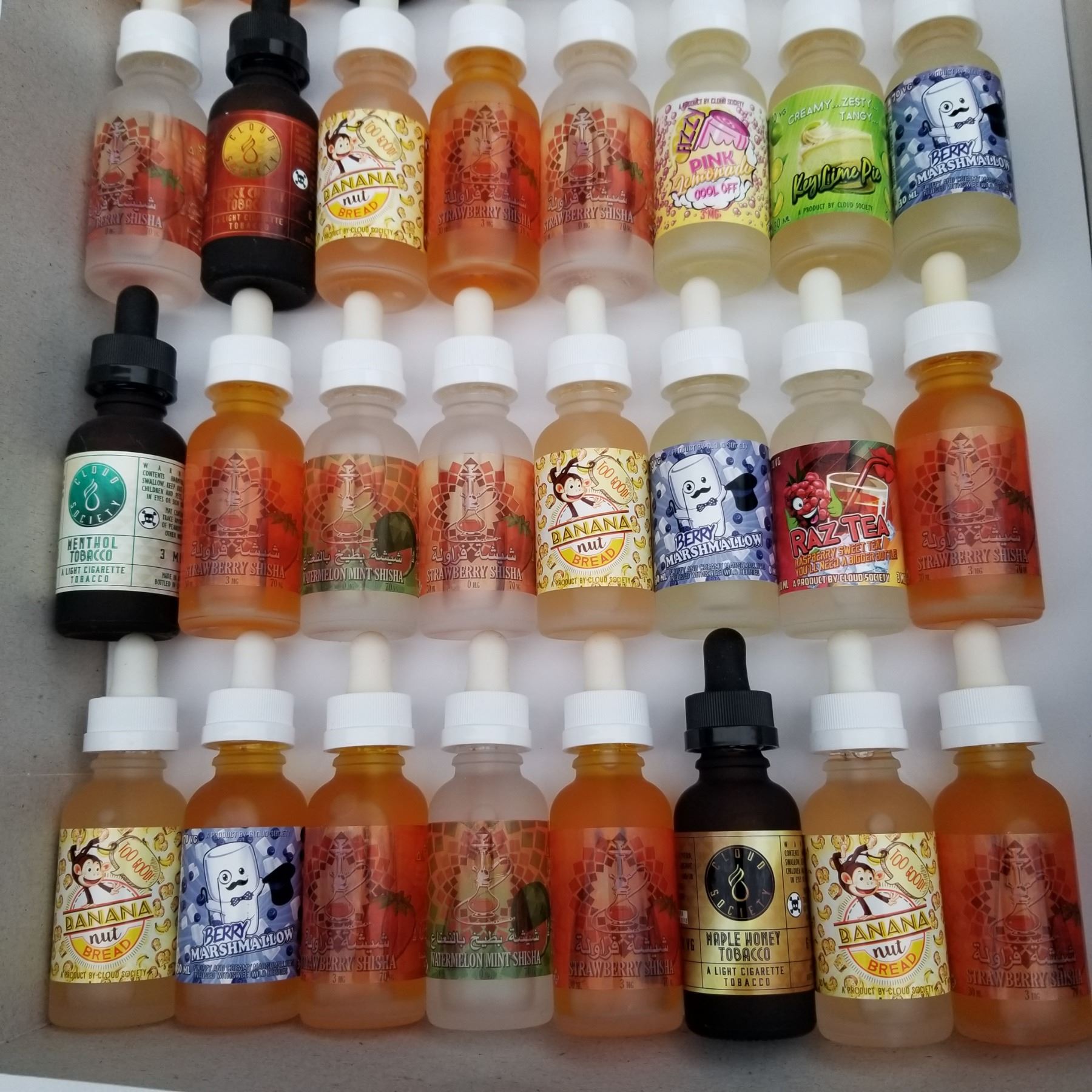 32 BOTTLES OF 30ML VAPE JUICE RETAIL 20 EACH 32 BOTTLES OF 30ML VAPE JUICE RETAIL 20 EACH