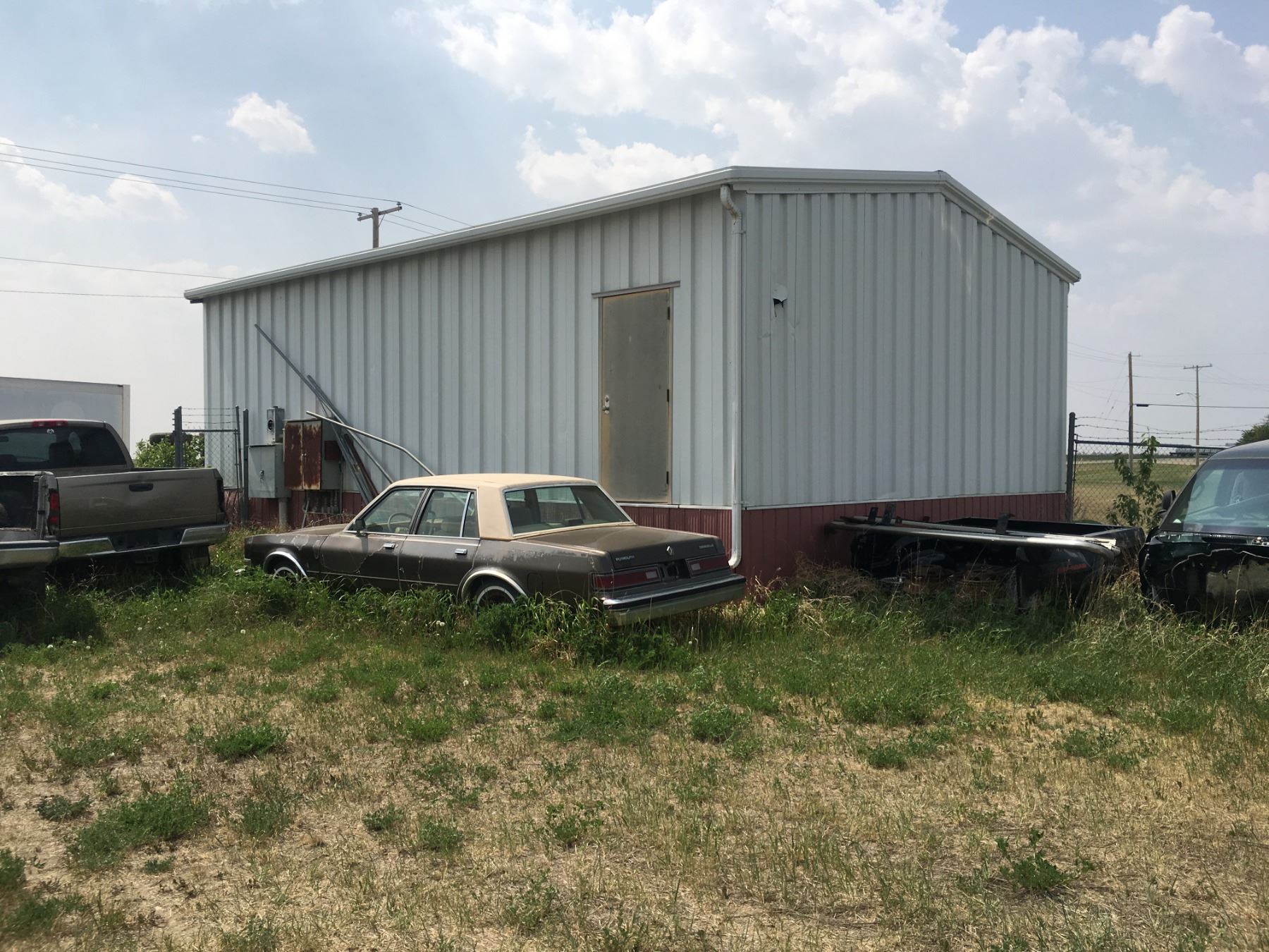 Bulk storage shed and fenced compound 903 Railway Street, dock loading ...