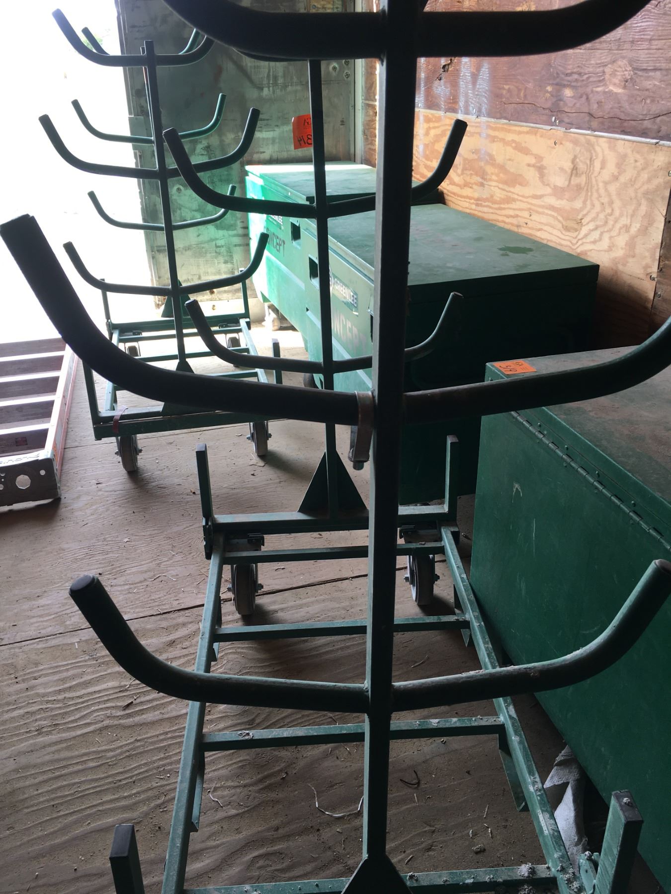 Greenlee conduit & pipe rack #GFX668 w/cart