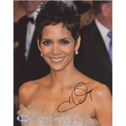 Halle Berry Signed 8x10 Photo (Beckett COA)