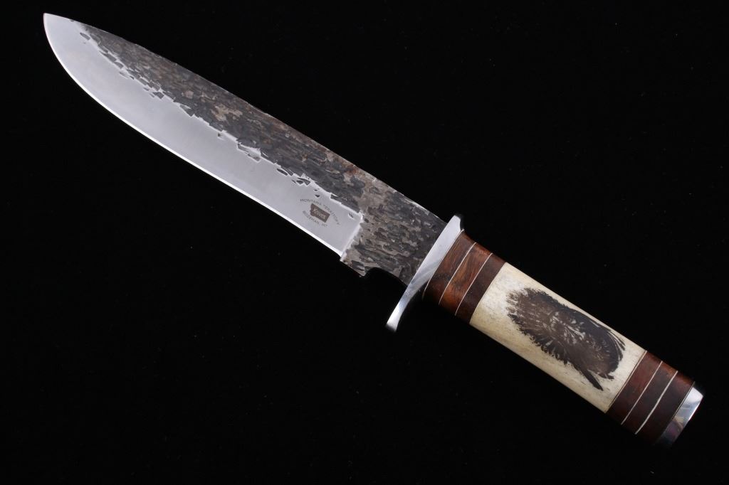 M.T. Knives Blackfoot Indian Chief Scrimshaw Knife