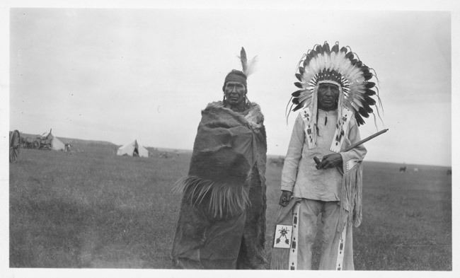 Blackfoot Chief Bull Grizzly Bear Claw Necklace