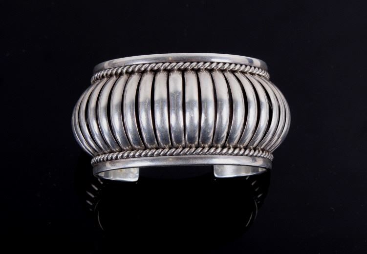 Thomas Singer Navajo Signed Sterling Silver Cuff