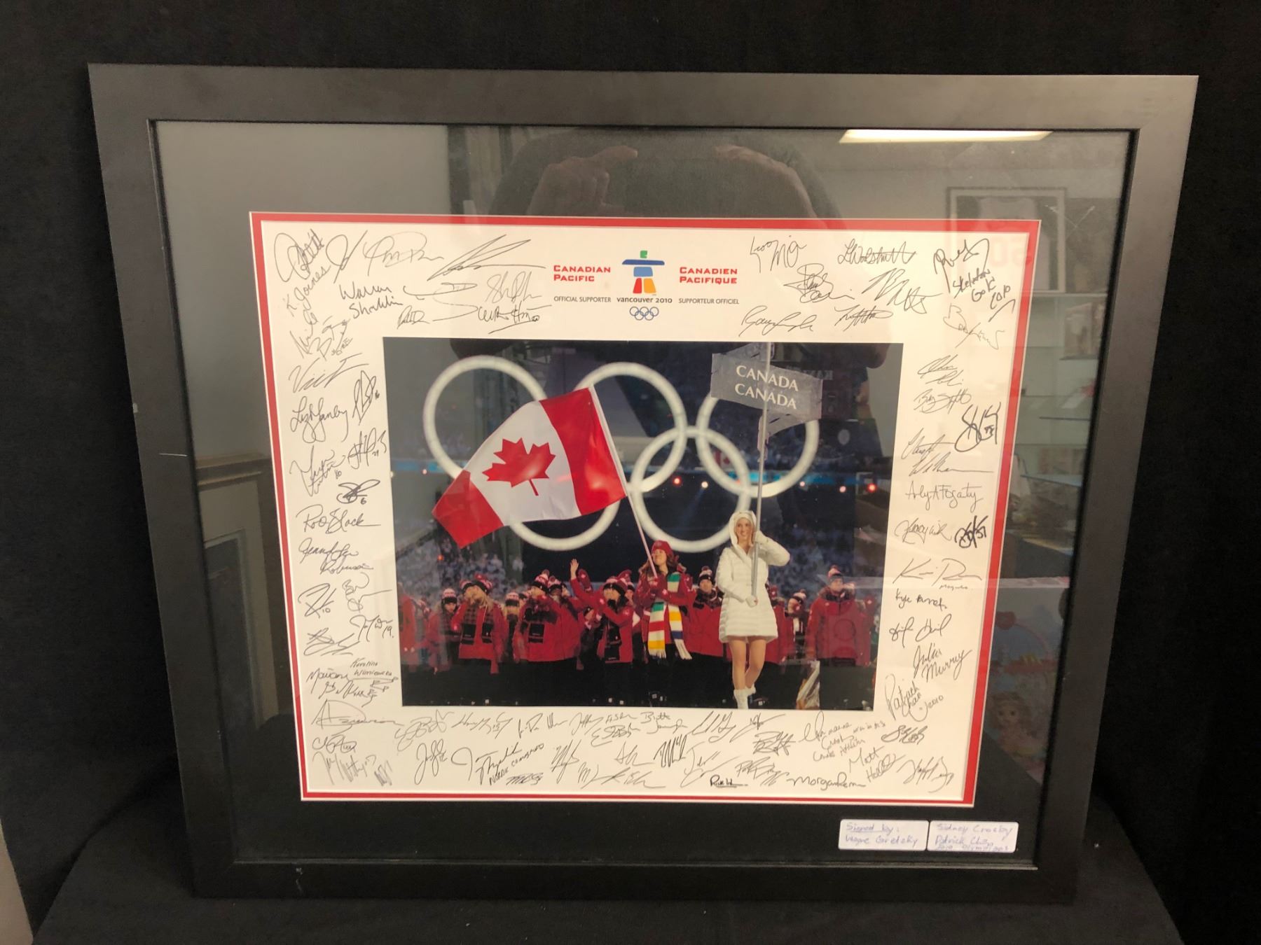 2010 VANCOUVER OLYMPICS CANADIAN ATHLETES 30 x 24 FRAMED PHOTO ...