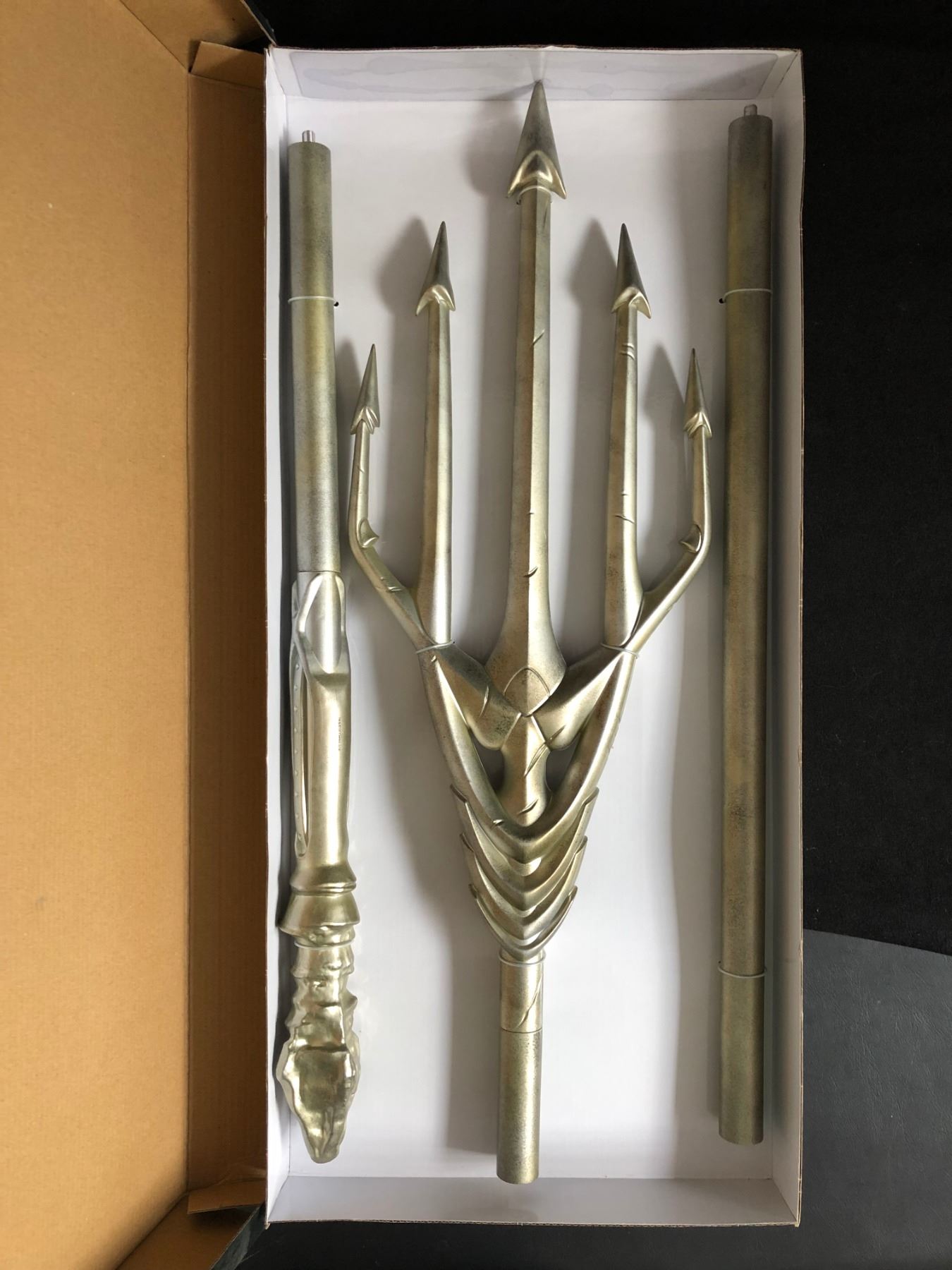 DC Justice League: "Aquaman Trident Prop Replica"