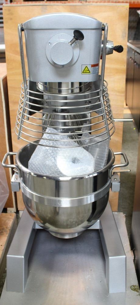 PRIMO BRAND 30QT MIXER NEW WITH #12 HUB