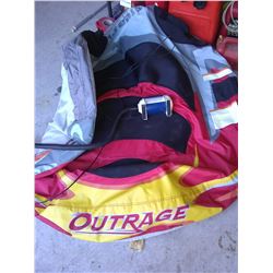 INFLATABLE TOW BEHIND RUBBER RAFT