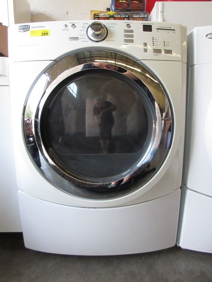 Maytag 3000 Series Clothes Dryer