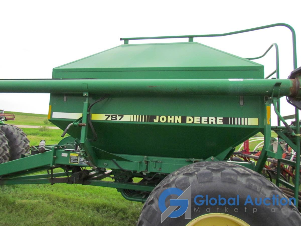 1997 Conservapak 3912 Air Drill w/ 1997 John Deere 787 Air Cart