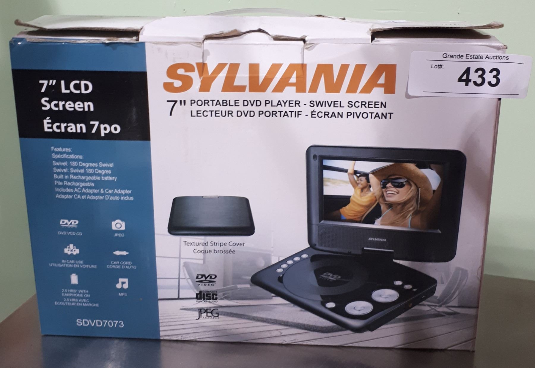 SYLVANIA PORTABLE DVD PLAYER