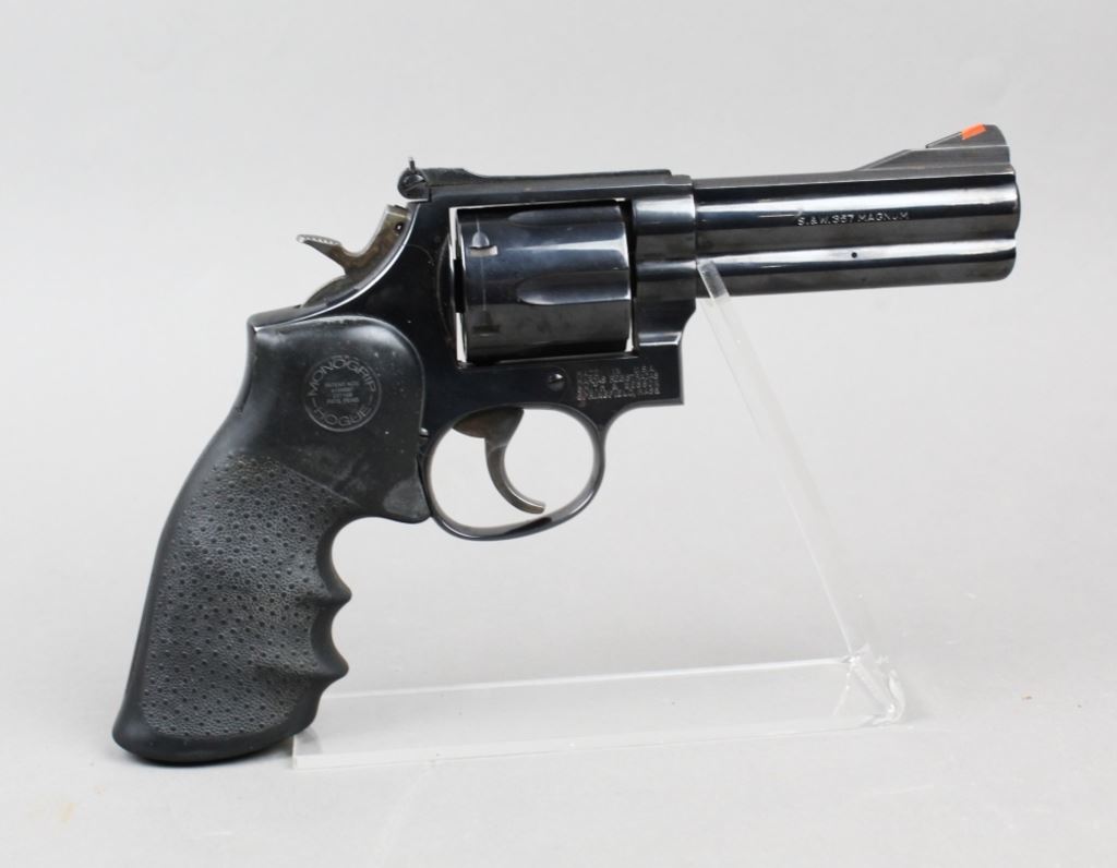 Smith & Wesson 586 Revolver 357