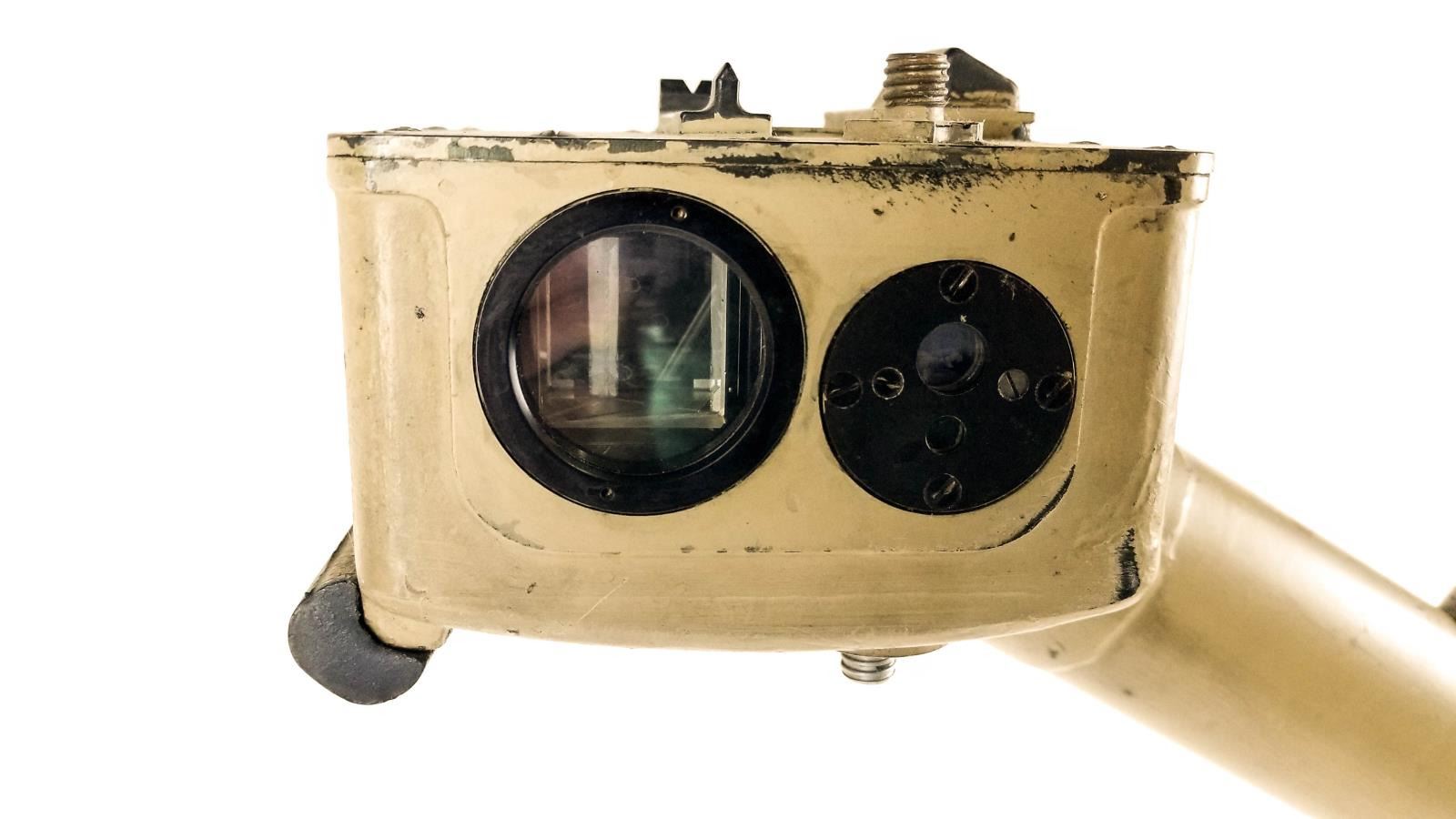 WWII German Model EM 0,9 m R Rangefinder