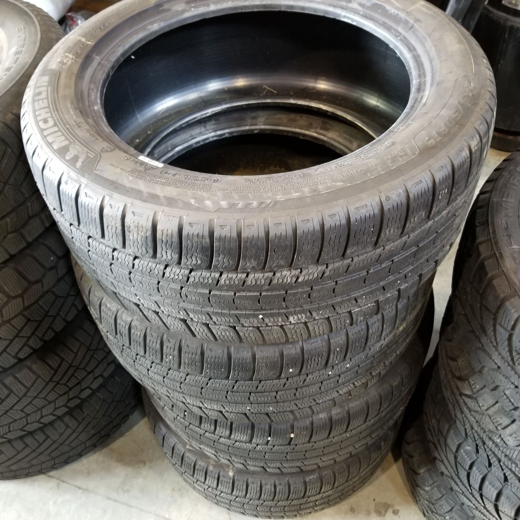 SET OF 4 MICHELIN 245 50 R18 TIRES Big Valley Auction SET OF 4 MICHELIN 245 50 R18 TIRES Big Valley Auction