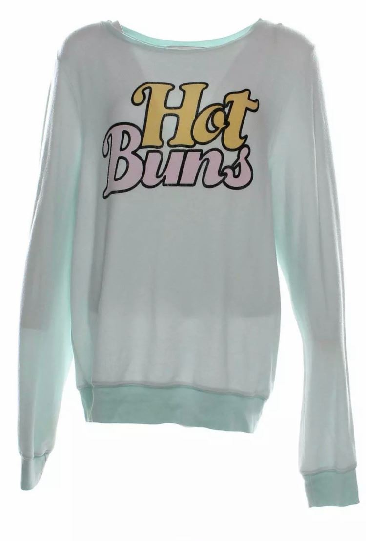 The Hustle - “got buns” shirt worn by Penny Rust (Rebel Wilson ...