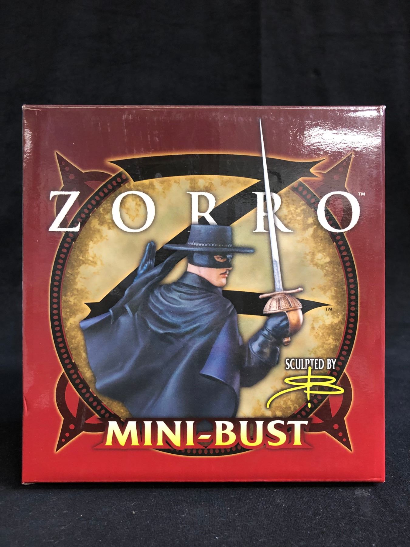 LIMITED EDITION ZORRO MINI-BUST (1759/2500)