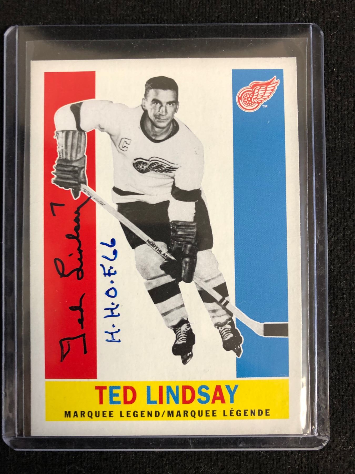MARQUEE LEGEND TED LINDSAY SIGNED HOCKEY CARD