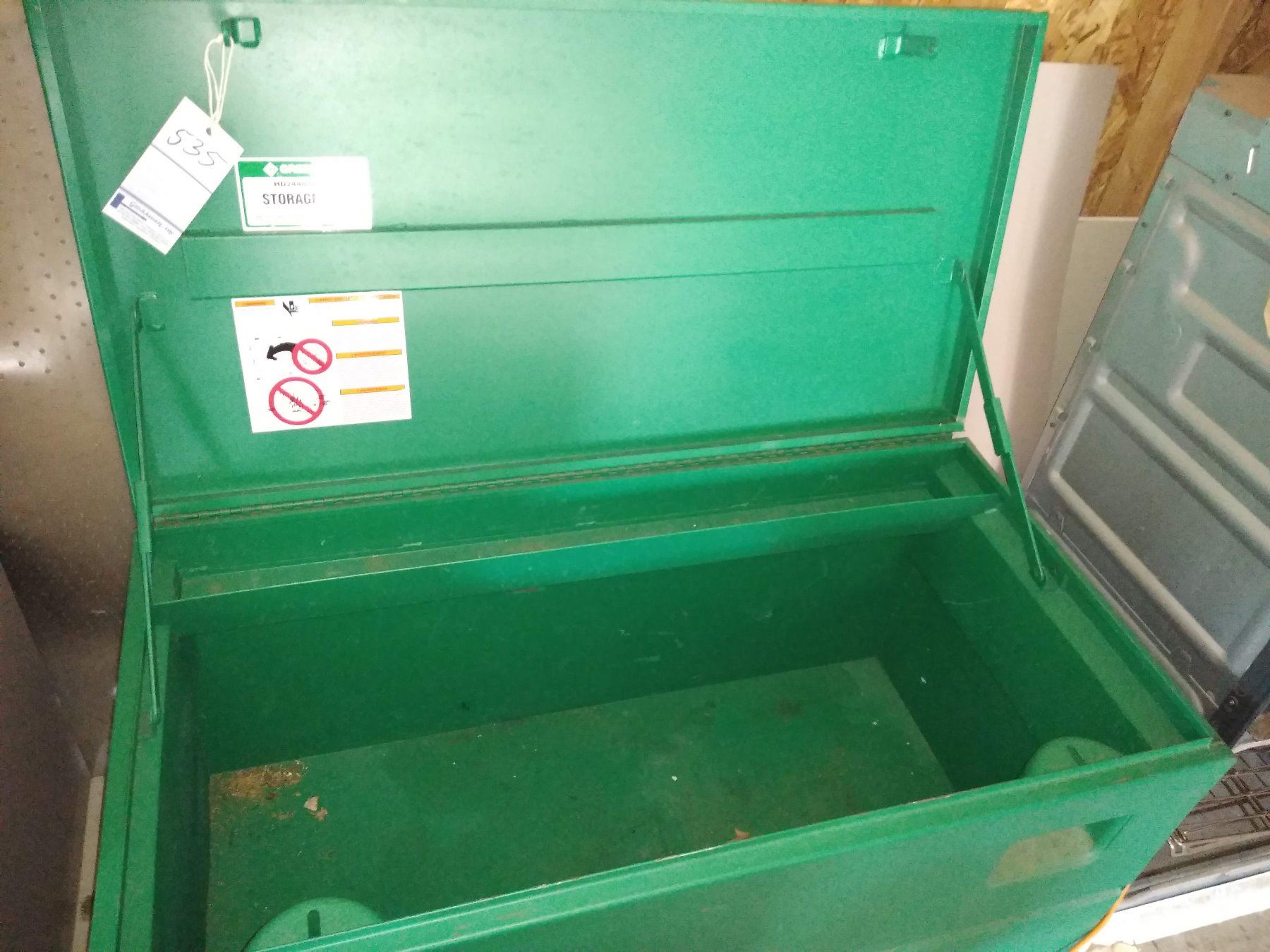 Greenlee storage box HD2448-06326 16 cubic ft