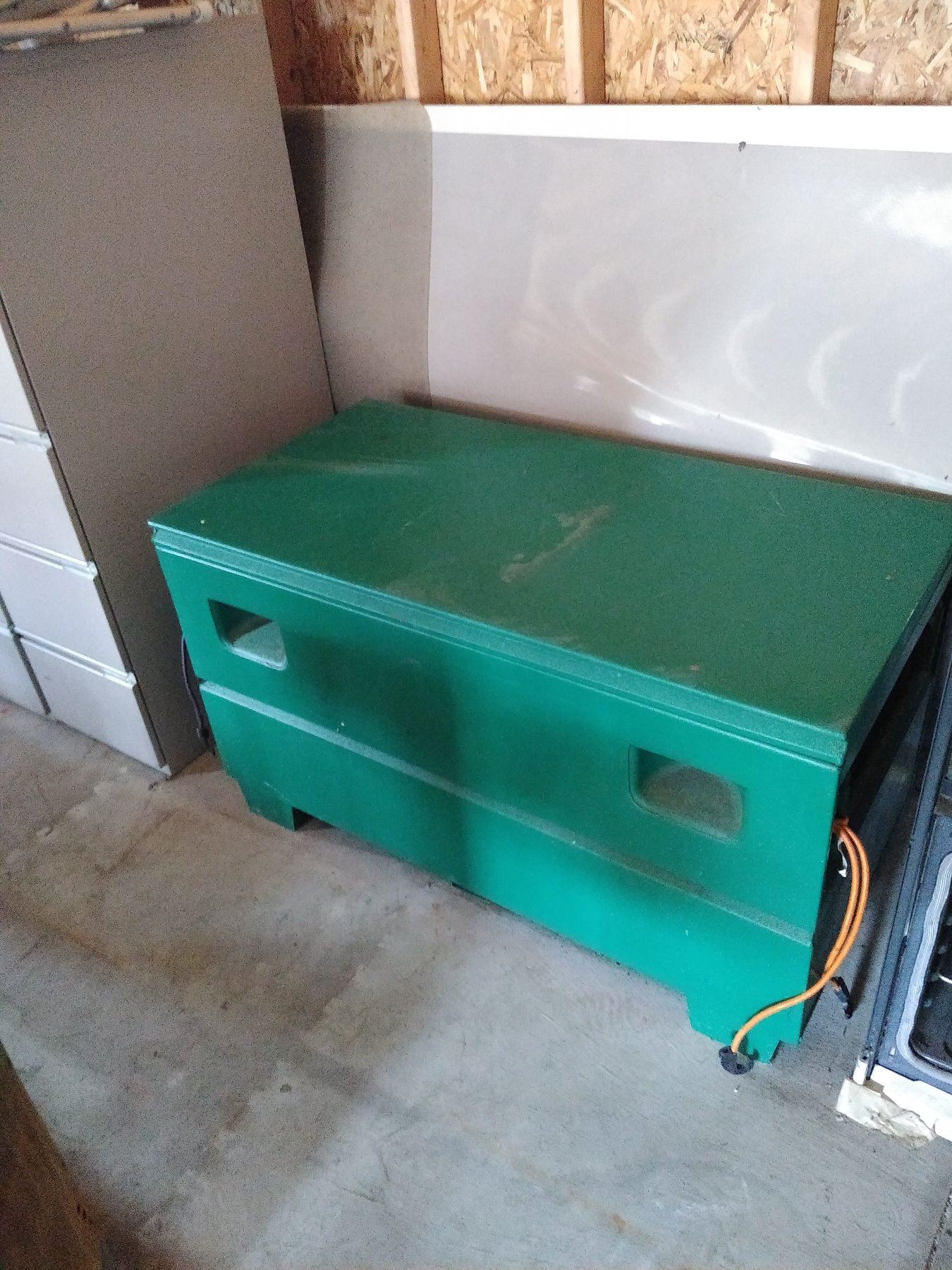 Greenlee storage box HD2448-06326 16 cubic ft