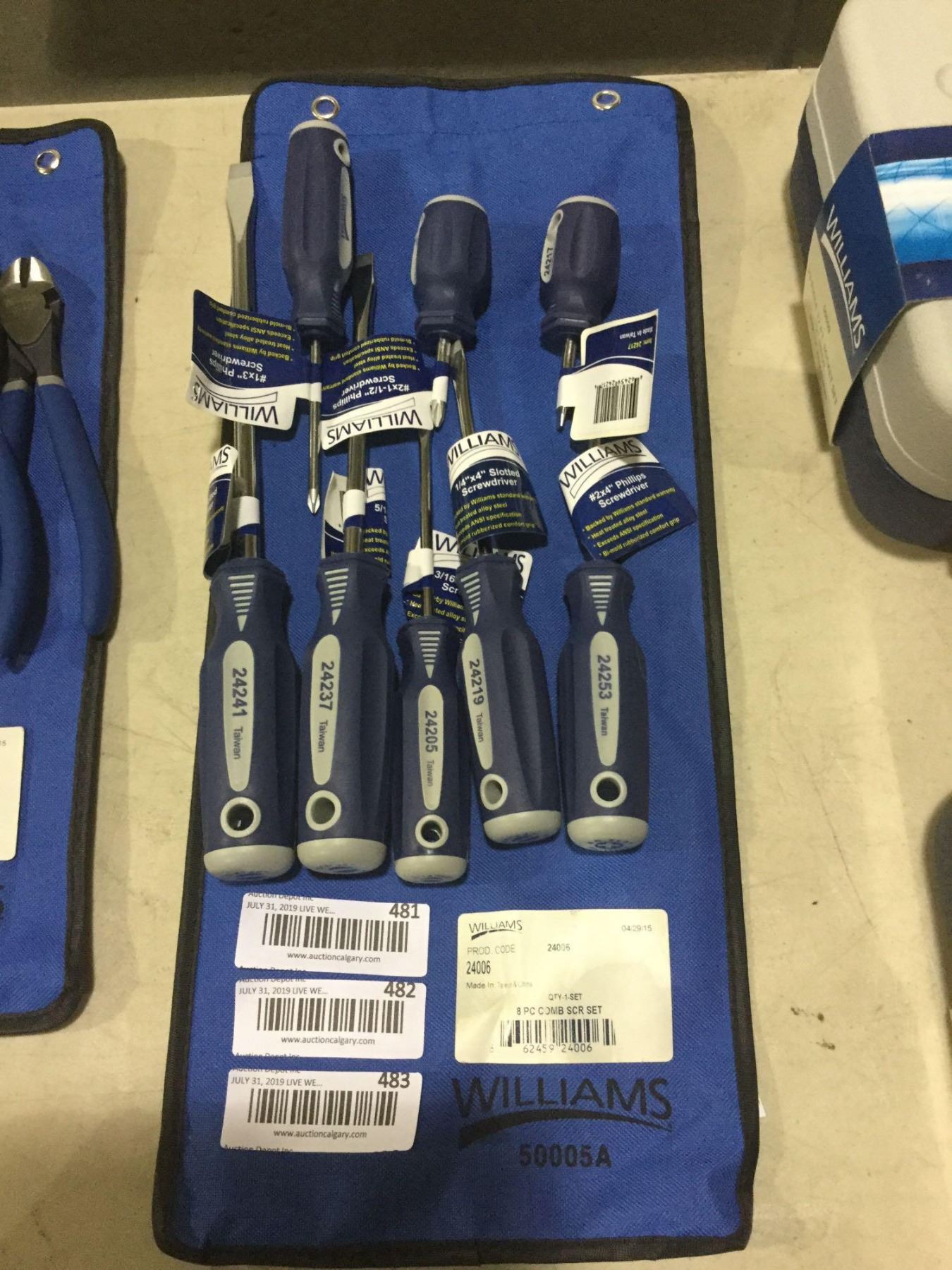 Williams 8 Piece Combination Screwdriver Set A D Auction Depot Inc