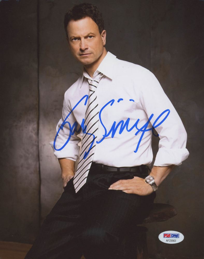 Gary Sinise Signed "CSI: NY" 8x10 Photo (PSA COA)