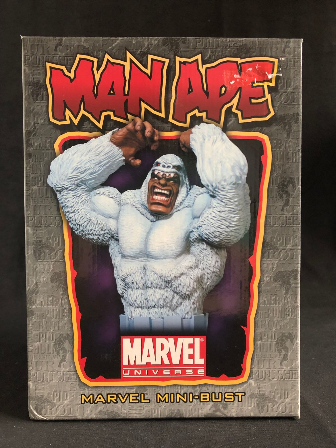 LIMITED EDITION MAN APE MARVEL MINI-BUST (0994/1000)