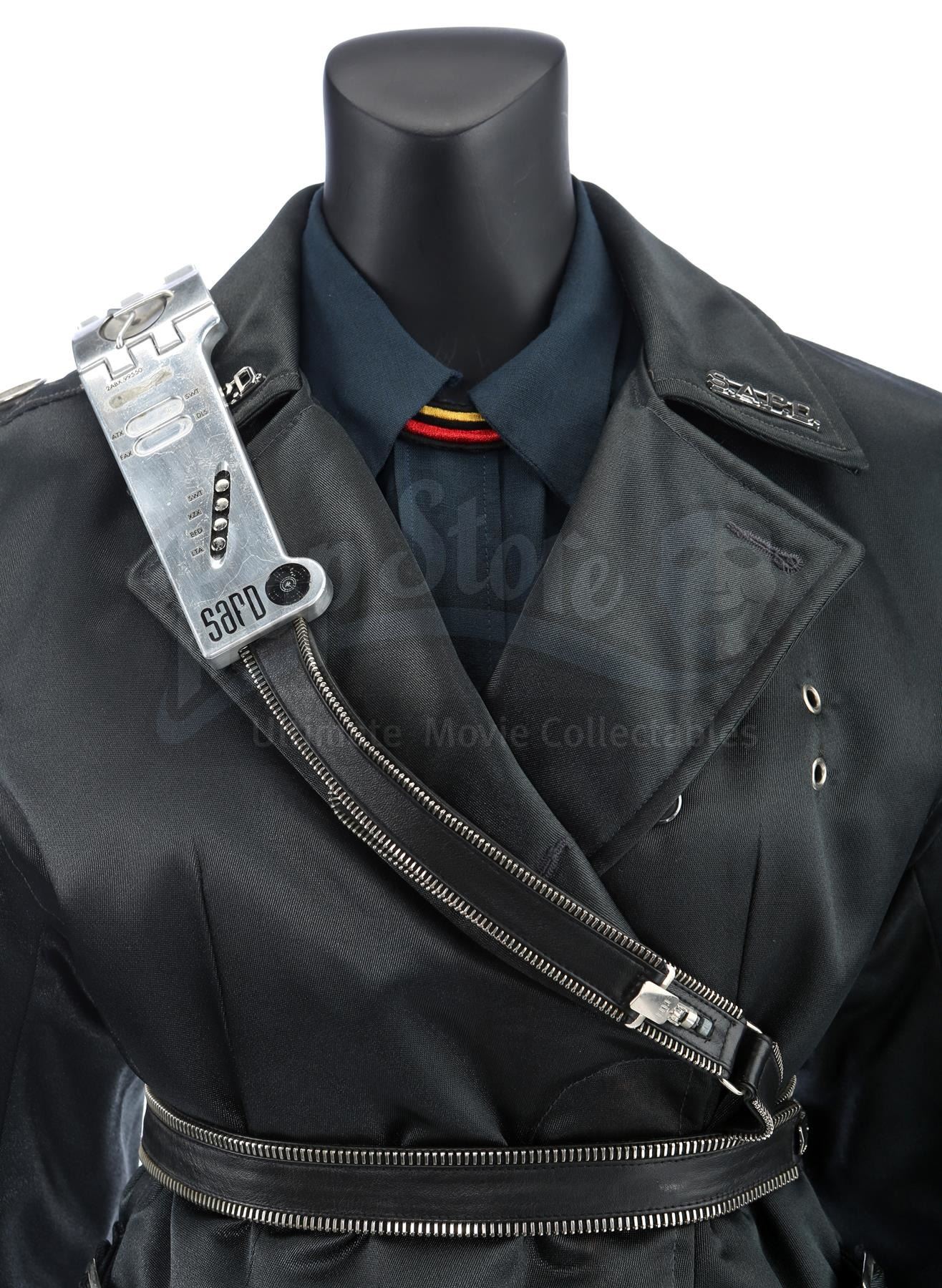 DEMOLITION MAN (1993) - Lenina Huxley's (Sandra Bullock) S.A.P.D. Uniform