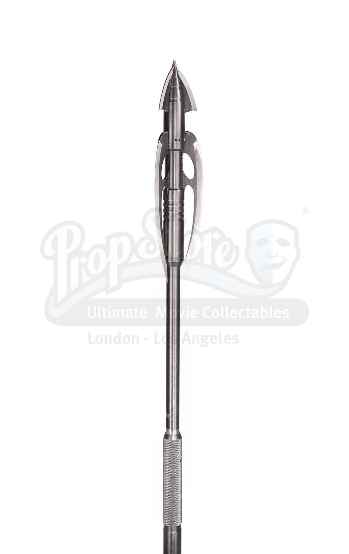 HUNGER GAMES : MOCKINGJAY - PART 2 (2015) - Finnick Odair's (Sam ...