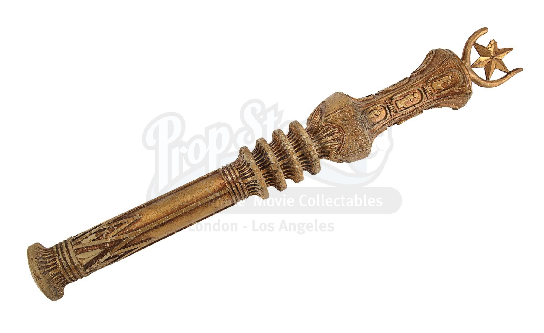 MUMMY RETURNS, THE (2001) - Jonathan Carnahan's (John Hannah) Sceptre