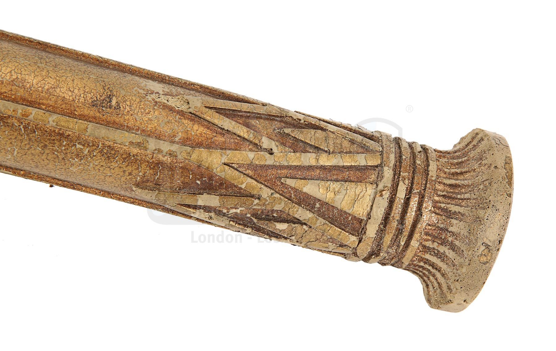 MUMMY RETURNS, THE (2001) - Jonathan Carnahan's (John Hannah) Sceptre