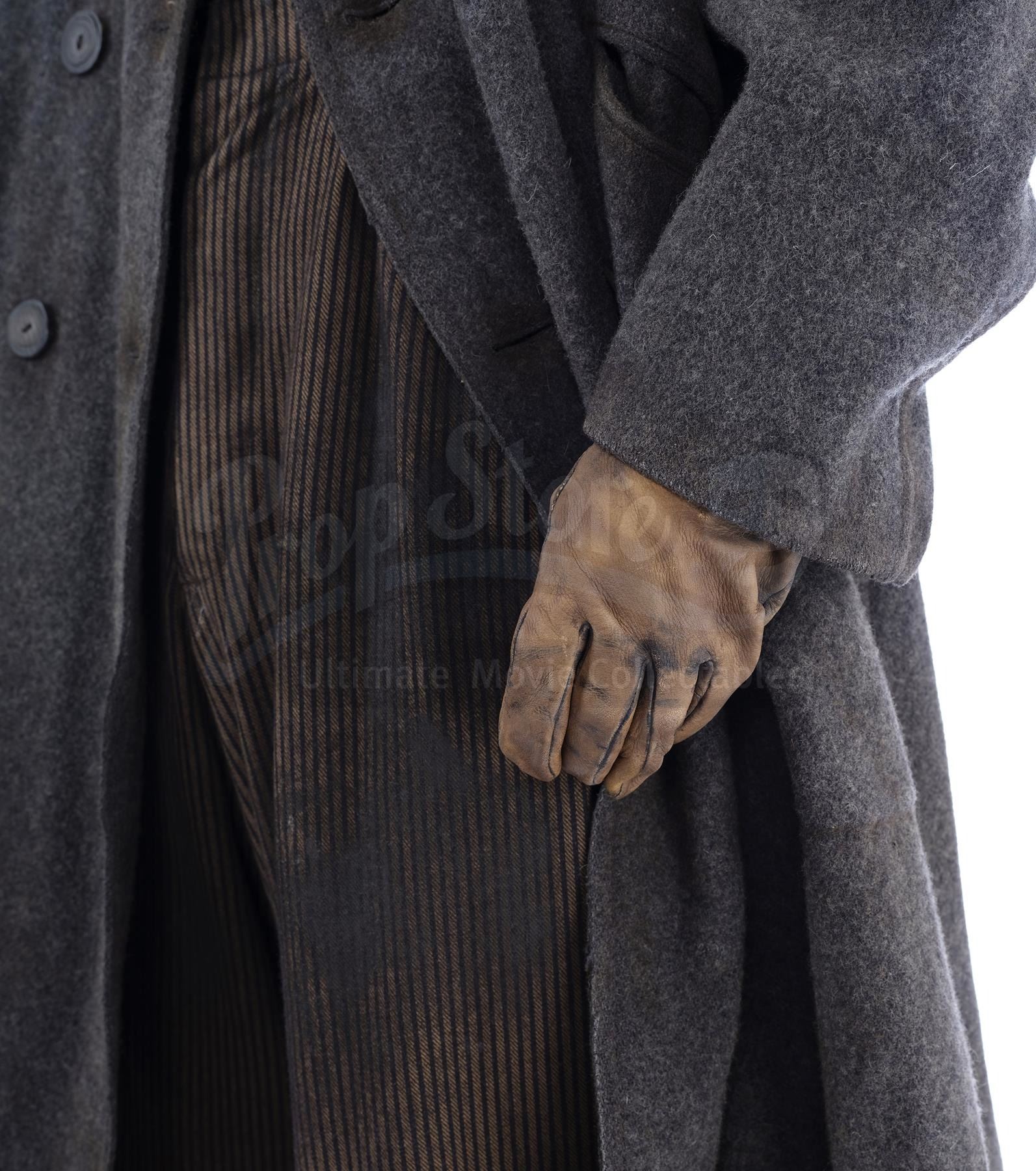 TRUE GRIT (2010) - Rooster Cogburn's Travel Costume